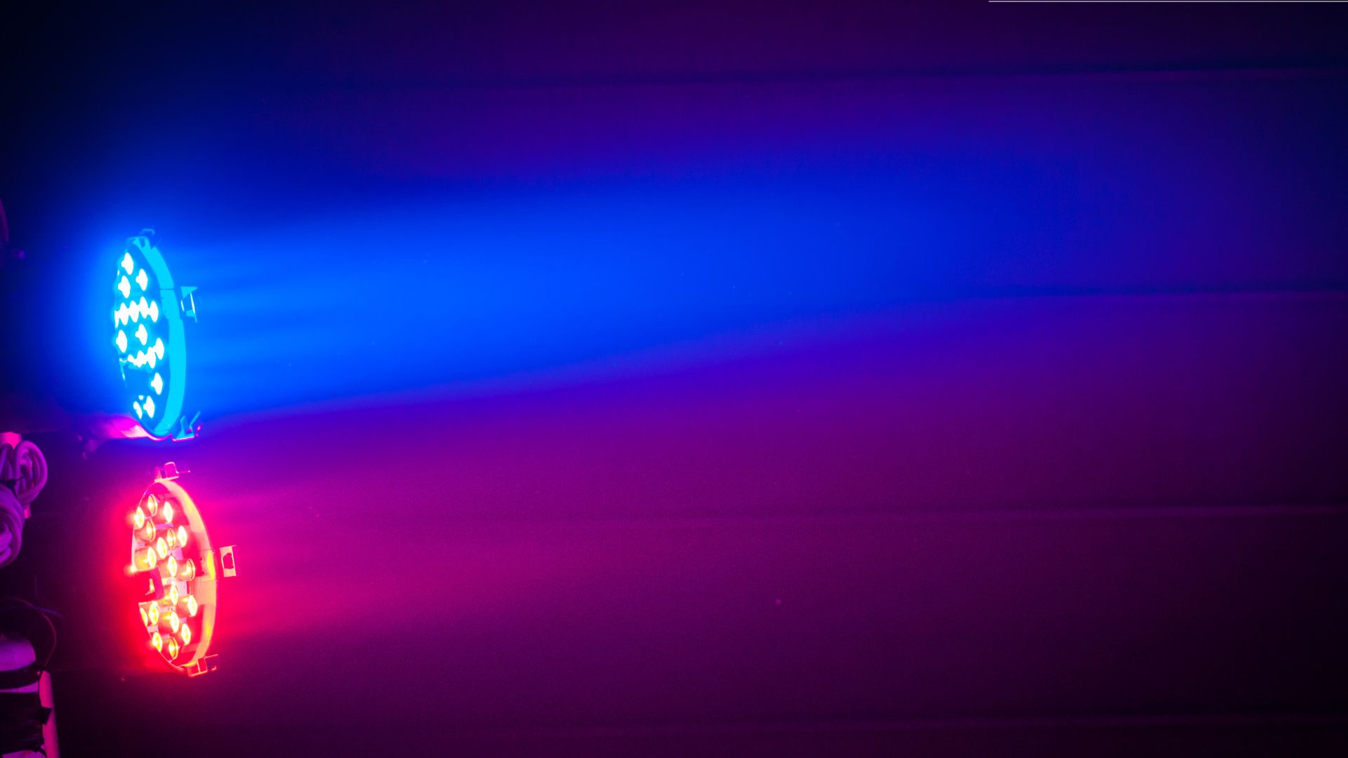 Can LED Light Therapy treat Acne? Here's what you need to know. - SSKINS